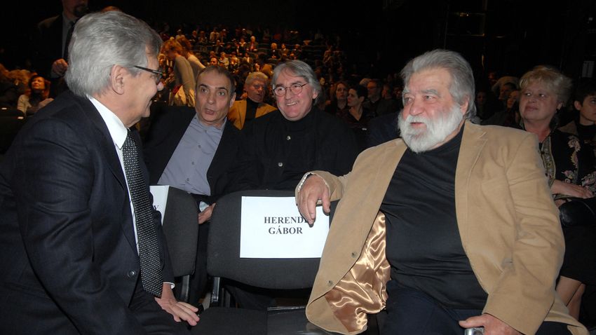 SONLINE - Somogyra is szegezte tekintetét Sára Sándor kamerája