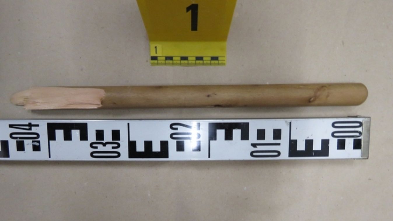 Kettétörte a seprűnyelet a rokonán az istvándi asszony