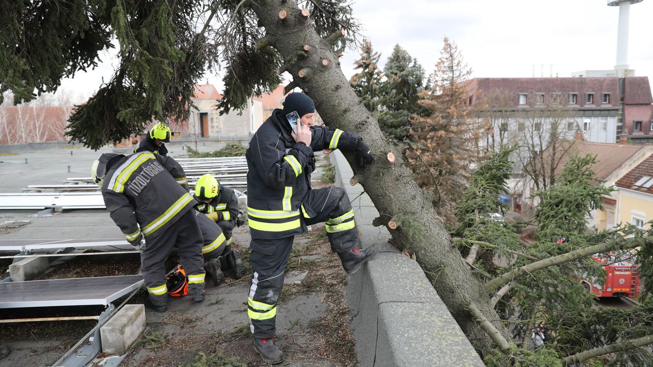 Szélvihar Somogyban: Fonyódnál 121 kilométeres szelet is mértek