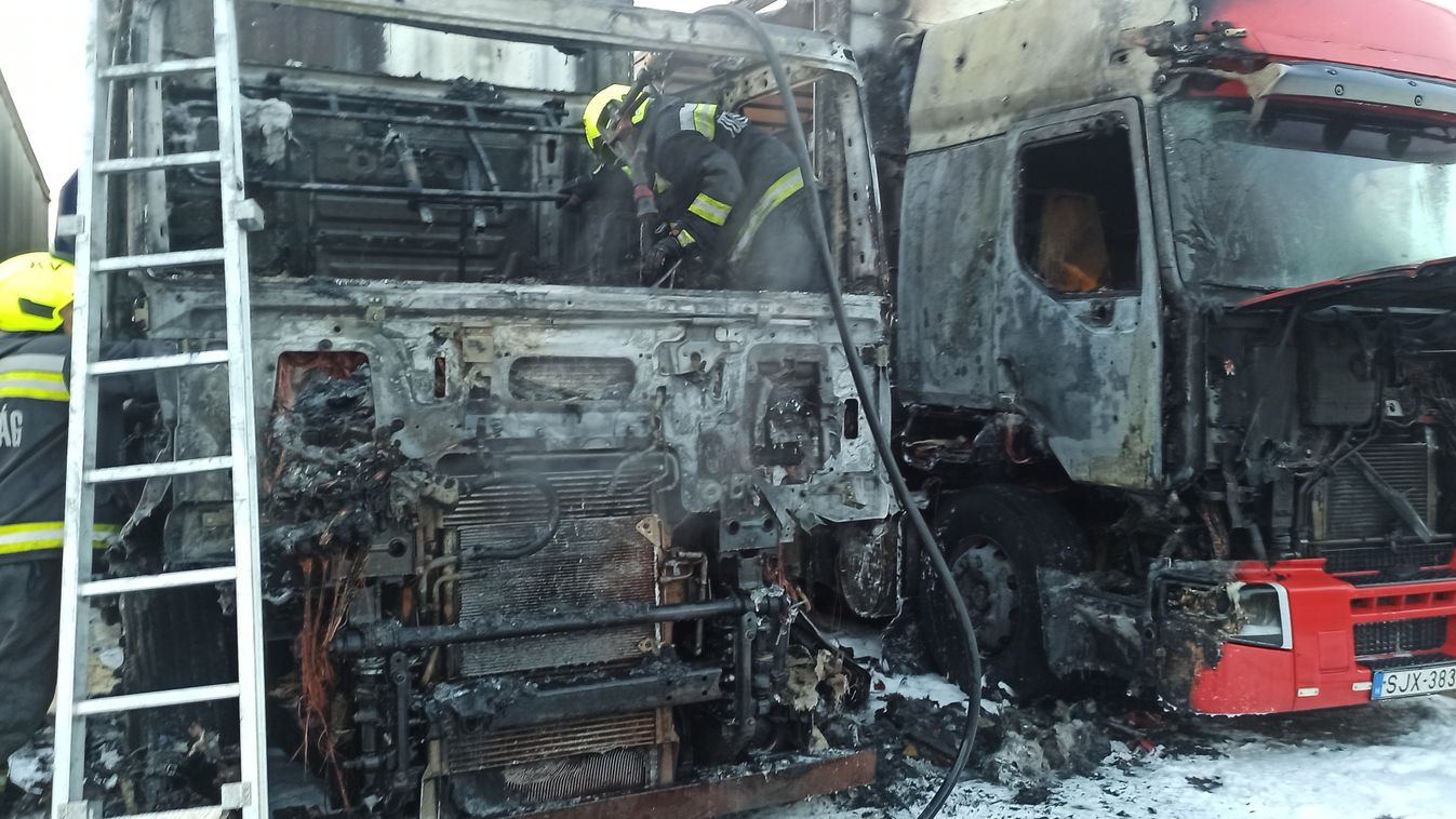 Kamionok gyulladtak ki egy Cseri úti telephelyen