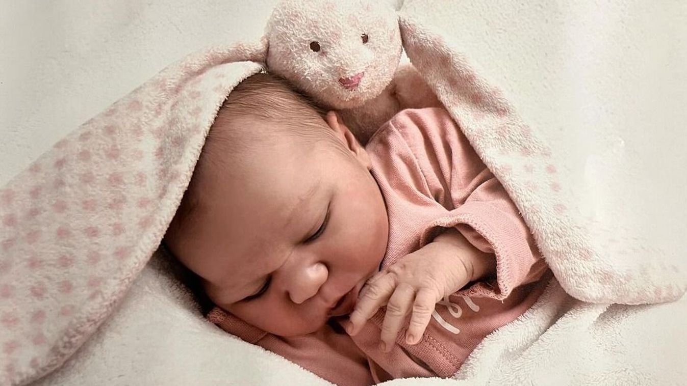 Elképesztően cuki Baróti Árpád kislánya