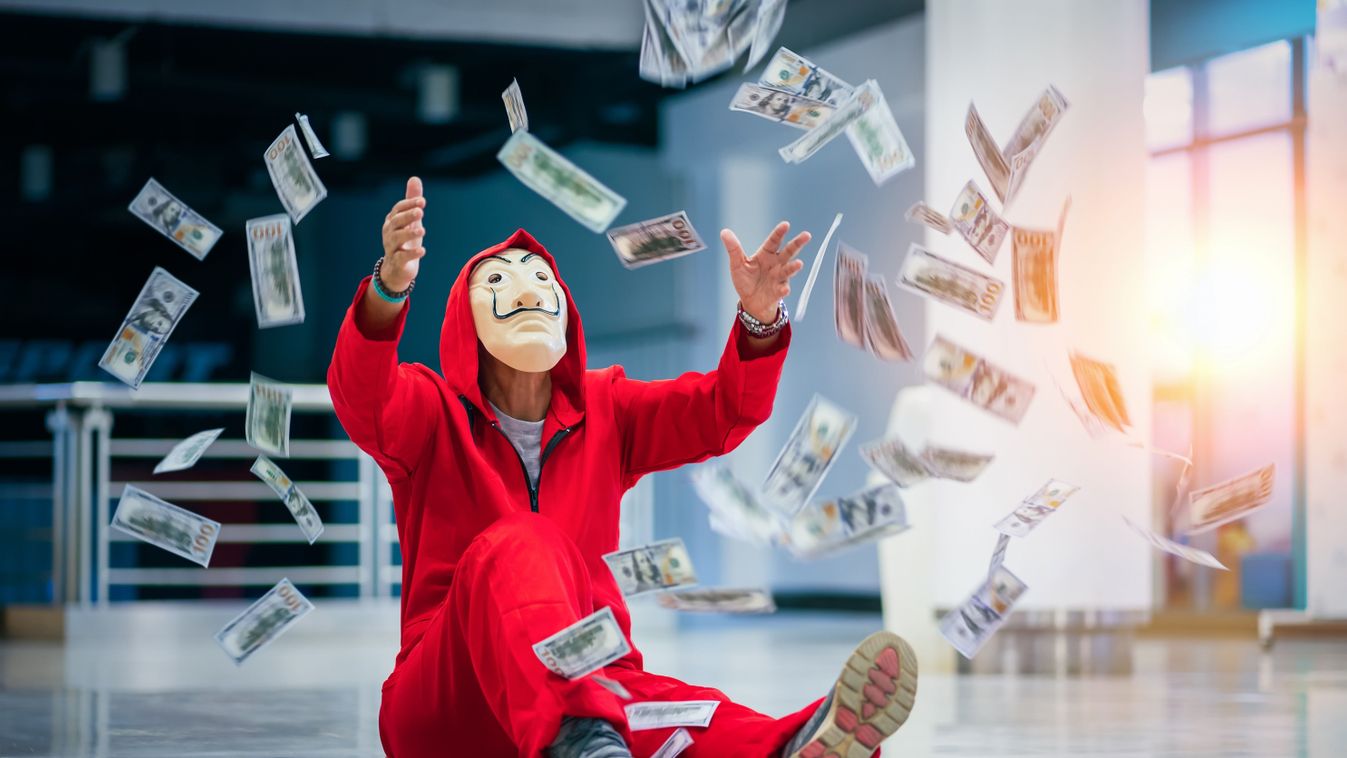 Széfeket loptak, Tabon 22 millió volt a zsákmány