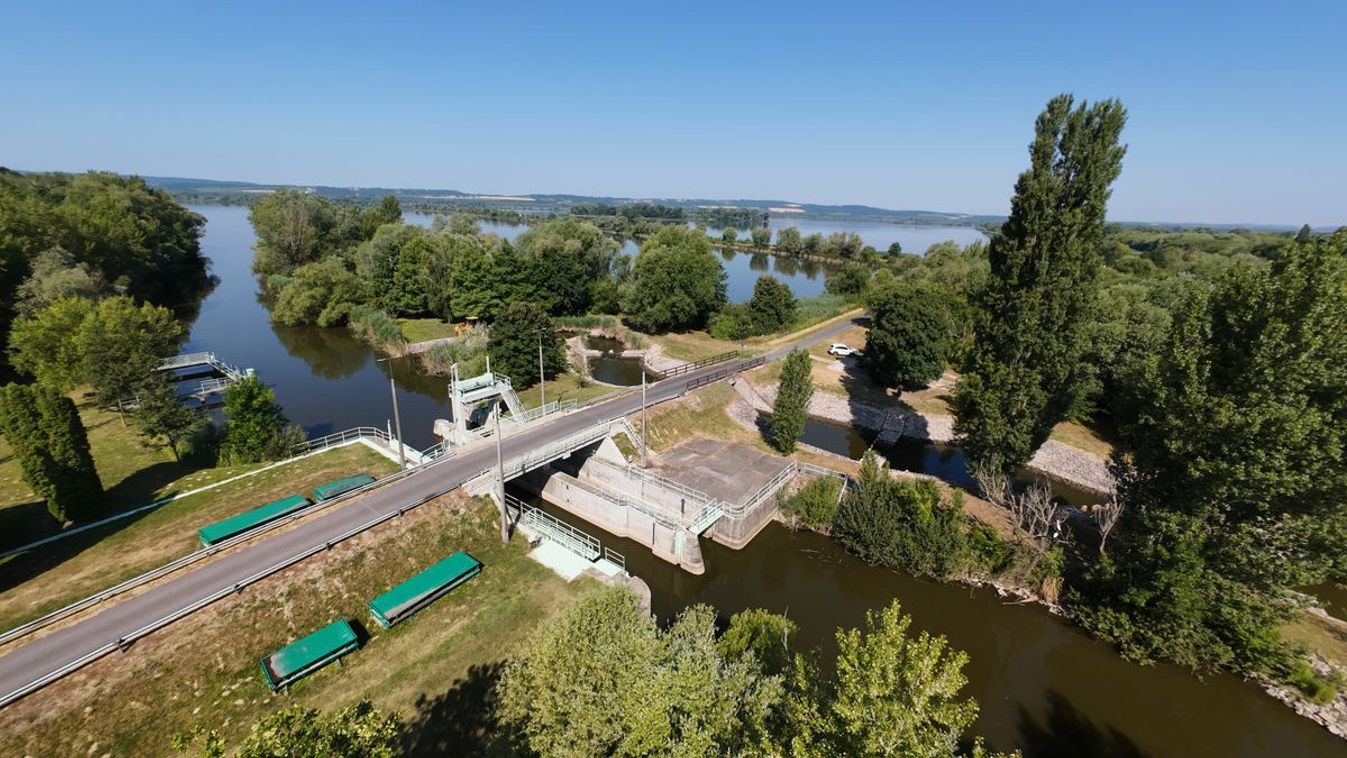 Kiváló a Balaton vize, 40 éve óvja a magyar tengert ez a védelmi rendszer
