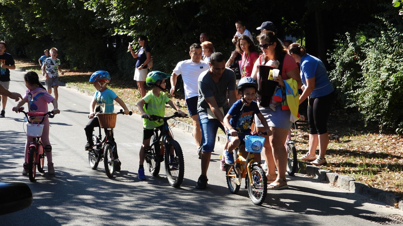 Falták a métereket az apró duatlonosok