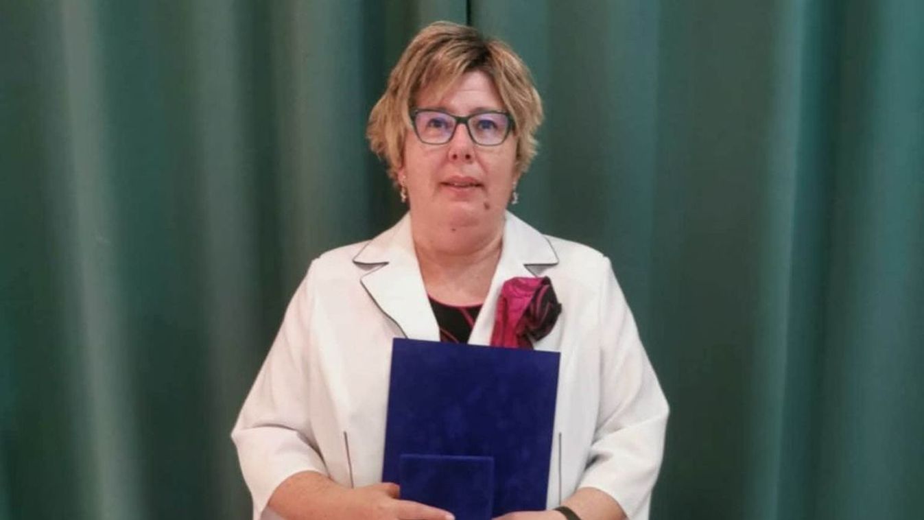 Somogyi siker: kitüntették a kaposvári igazgató-helyettest